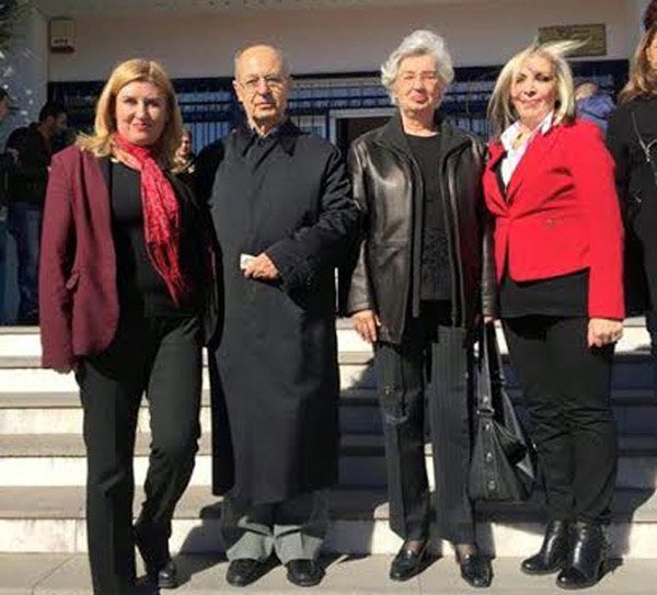 Sezer çifti de oyunu kullandı - Sözcü