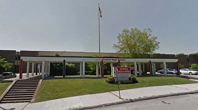 Öğrencileriyle ilişki yaşayan ABD'li öğretmen suçunu itiraf etti - Sözcü