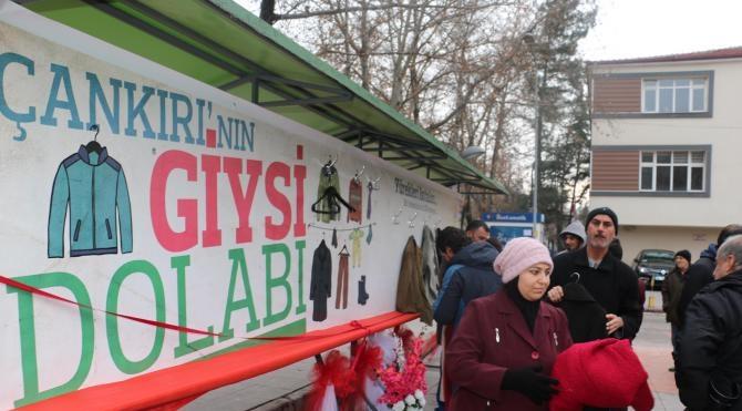 Çankırı`da ihtiyaç sahipleri için `Giysi Dolabı` uygulaması - Sözcü