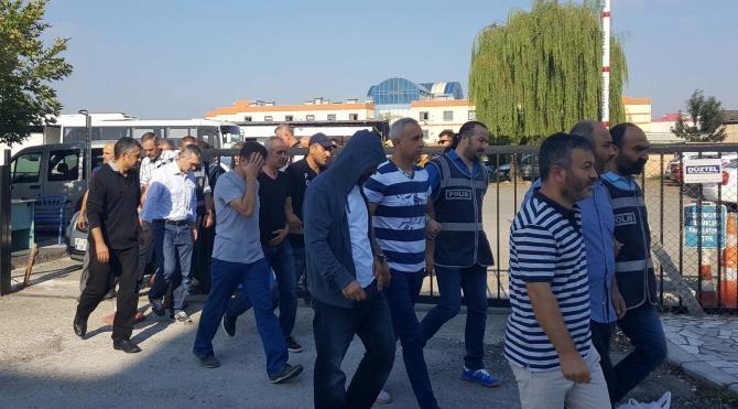 Düzce'de FETÖ soruşturmasında 18 kişi adliyede - Sözcü