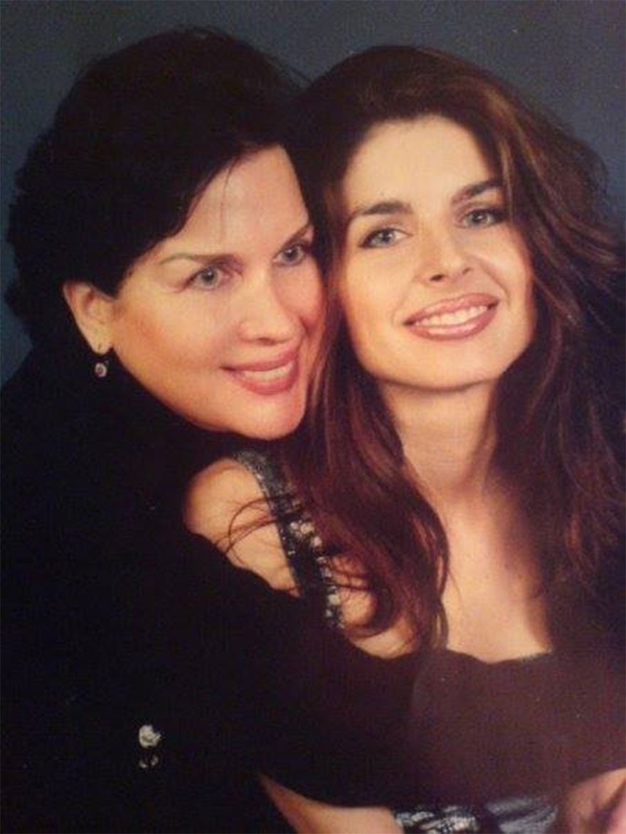 76 yaşındaki Zerrin Arbaş yıllara meydan okuyor - Sözcü