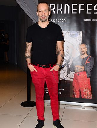 Engin Altan Düzyatan katıldığı bir sergide özel hayatıyla ilgili ...