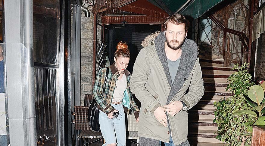 Aynı gece ayrı mekan - Sözcü