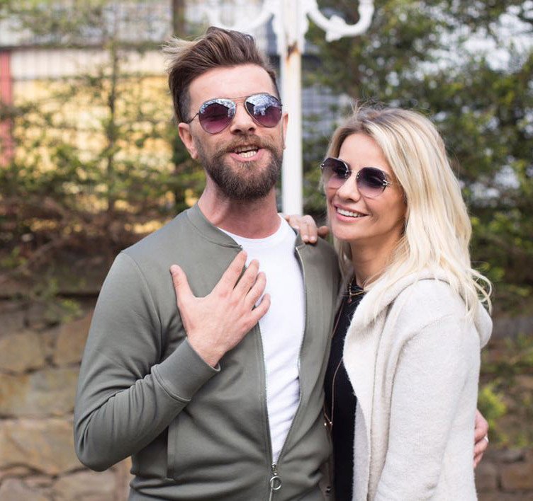 Esra Erol tam destek verdi - Sözcü