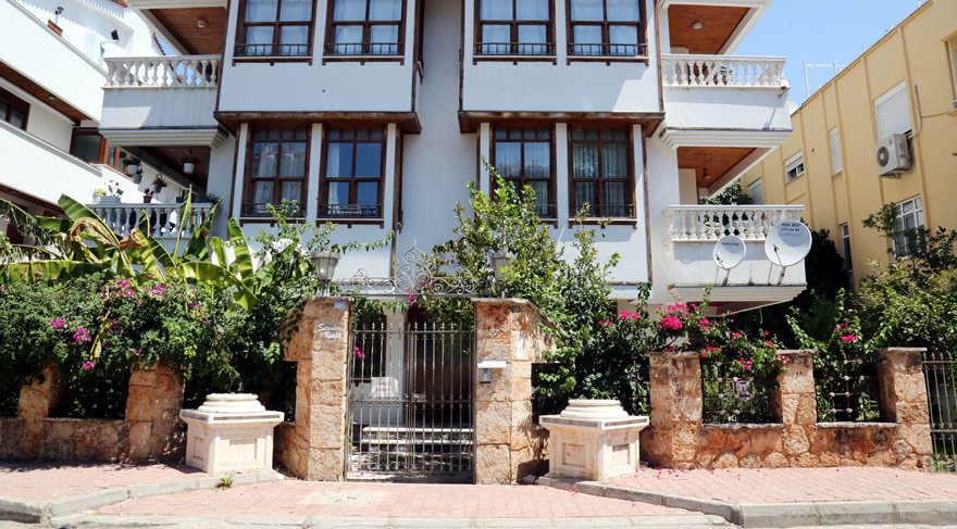 Antalya'daki tartışılan sütunlarda önemli gelişme - Sözcü