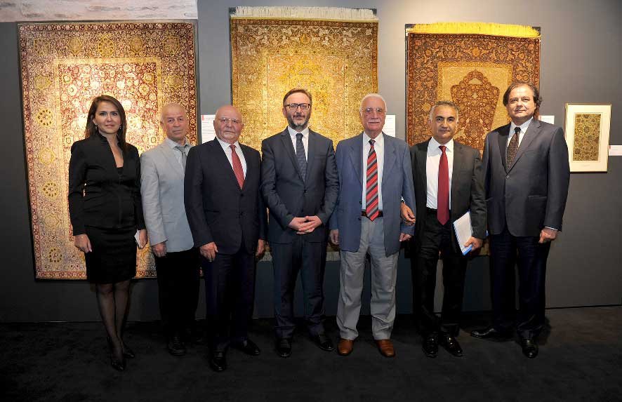 Kumkapı halıları ilk kez sergileniyor - Sözcü