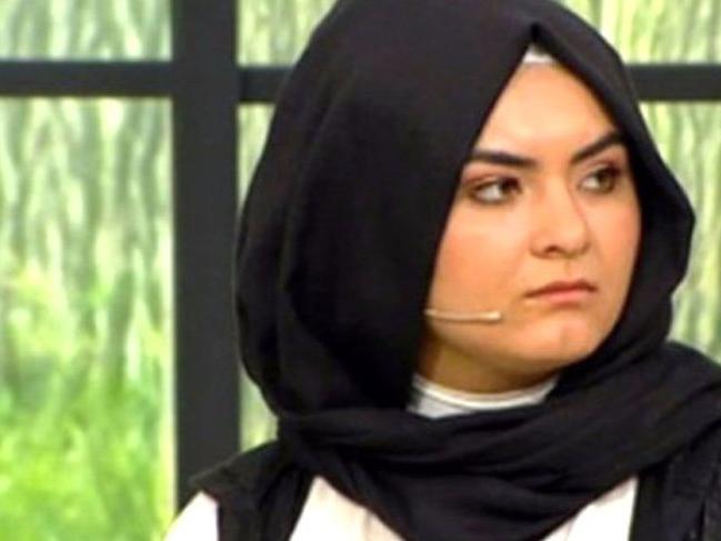 Hanife kazandığı parayı estetiğe yatırdı - Sözcü