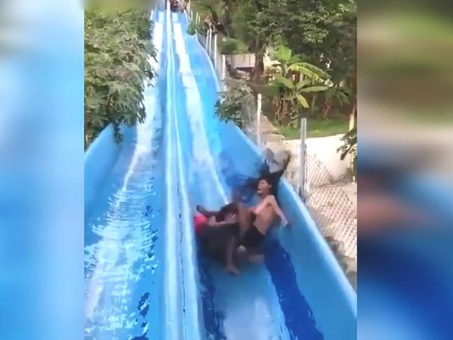 Su kaydıraklarında yaşanan tehlikeli kazalar - Sözcü