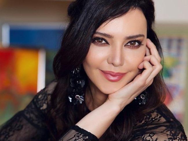 Hande Ataizi kimdir? İşte Hande Ataizi hakkında merak edilenler...