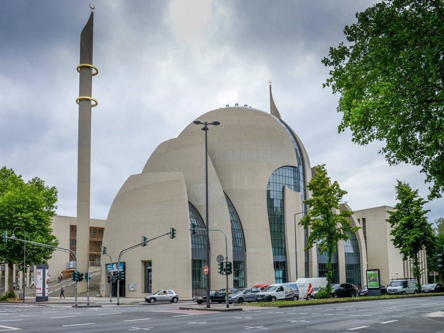 Diyanet istedi, bakan talimat verdi: 720 bin liralık 'Cami tasarımı ...