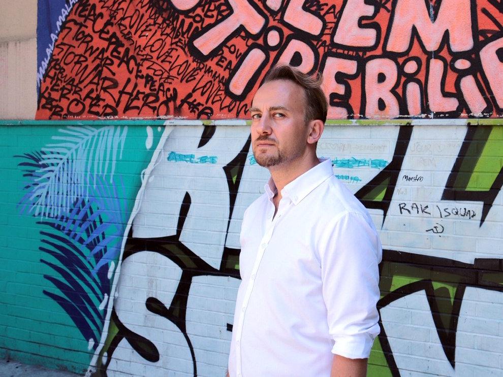 Tiyatro sanatçısı Arda Aydın'dan ilk albüm