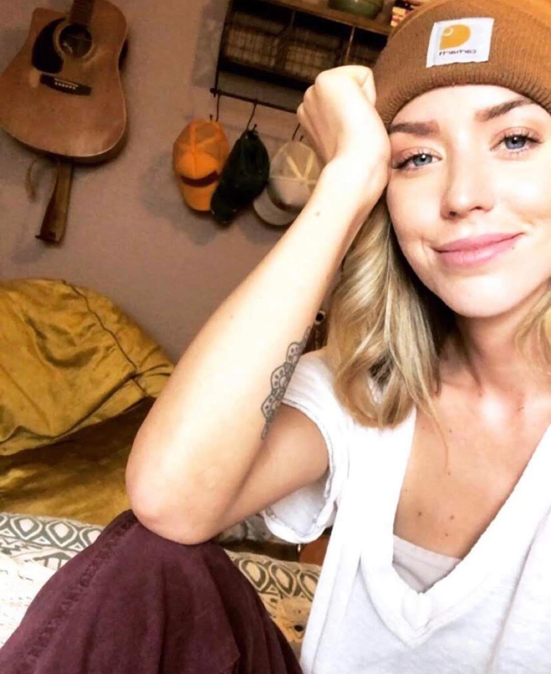 Country şarkıcısı Kylie Rae Harris trafik kazasında hayatını kaybetti ...