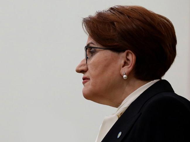 Meral Akşener ziyaretini yarıda kesti Meral Akşener ziyaretini yarıda kesti