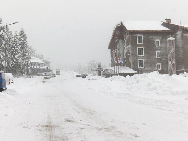 Uludağ'da kar 30 santimetreyi geçti - Sözcü