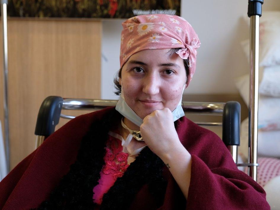 Almina 20 yaşında yeniden doğdu - Sözcü