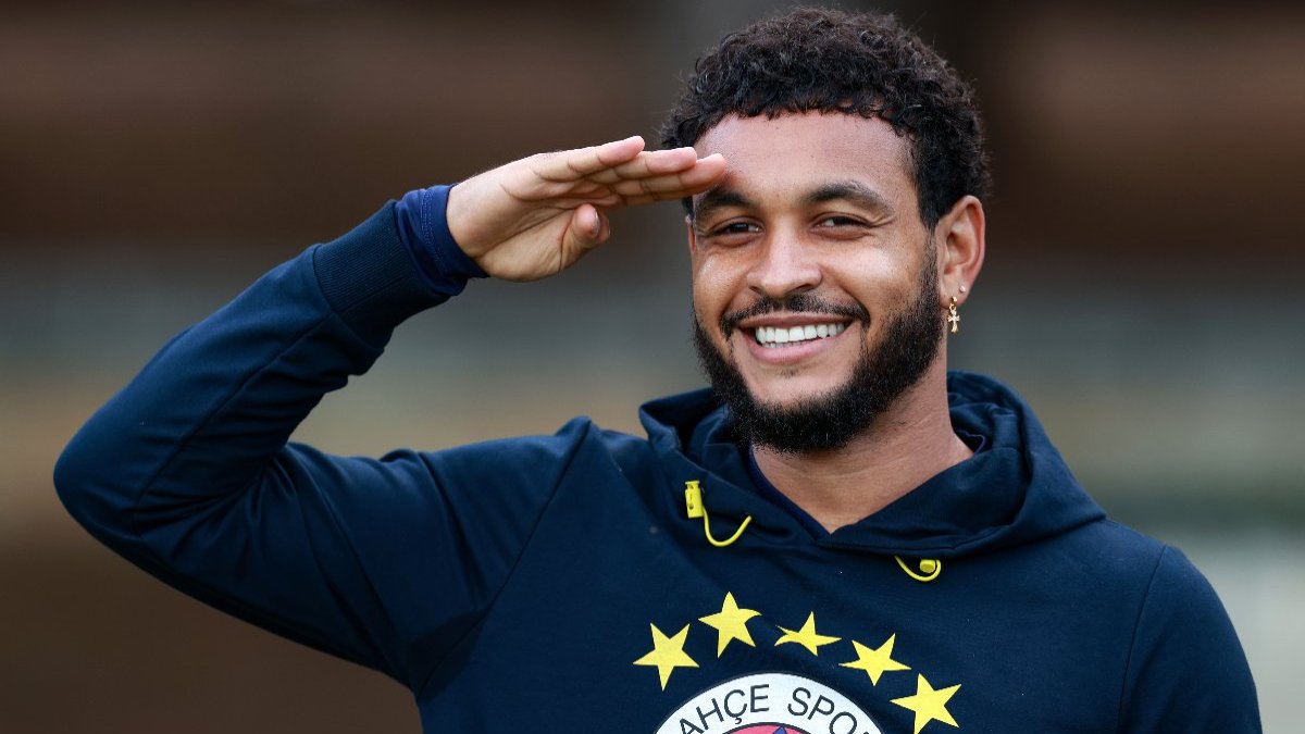 Fenerbahçe'nin yıldızı Joshua King'ten Galatasaray'ın hocası Okan Buruk ...