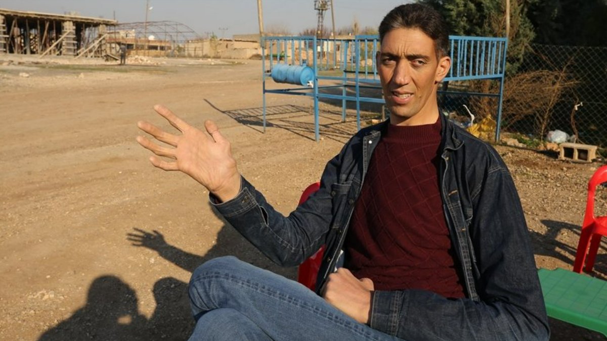 "Dünyanın en uzun adamı" Sultan'a rakip çıktı - Sözcü