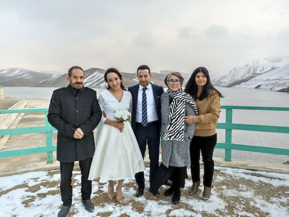 Yüksekova'ya Meksikalı gelin geldi - Sözcü