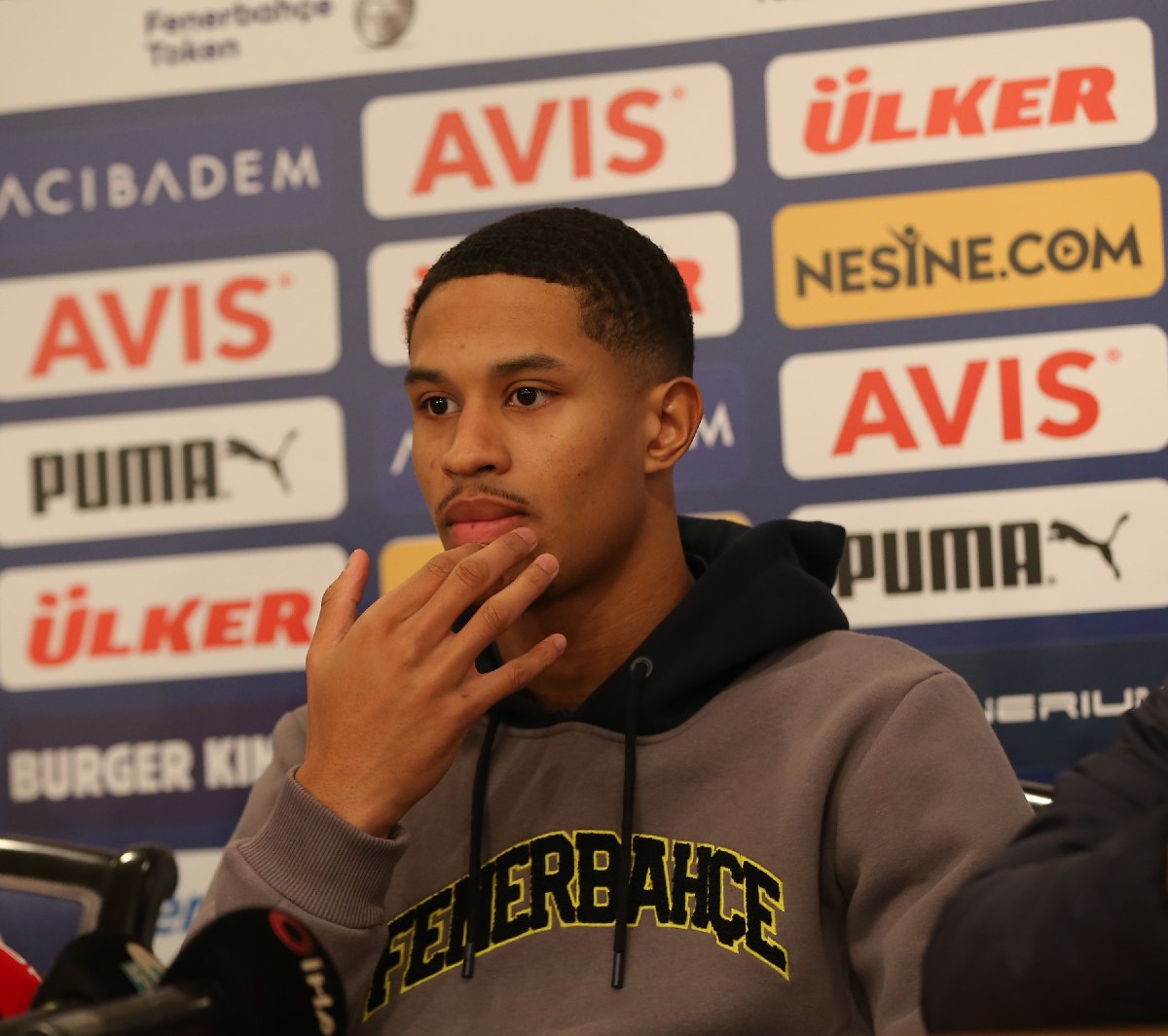 Jayden Quinn Oosterwolde: Galatasaray'ı geçip şampiyon olacağız - Sözcü