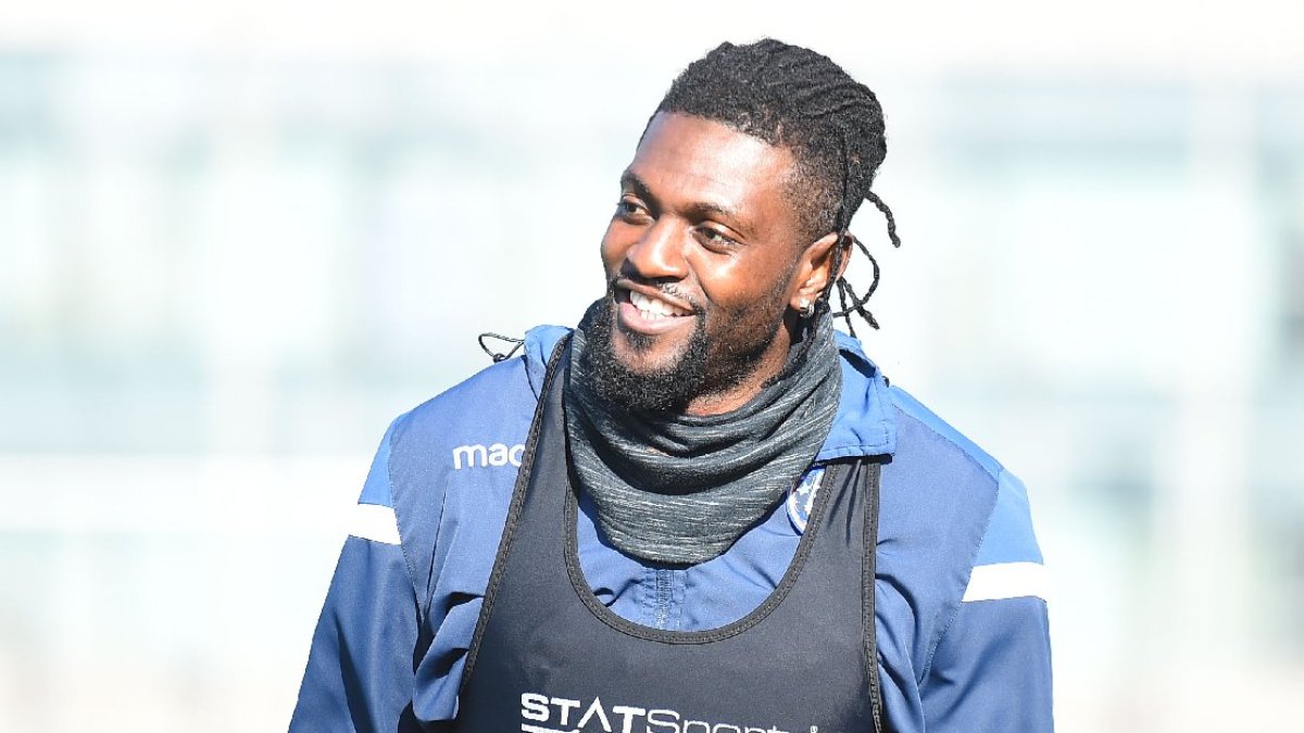 Emmanuel Adebayor emekli oldu - Sözcü