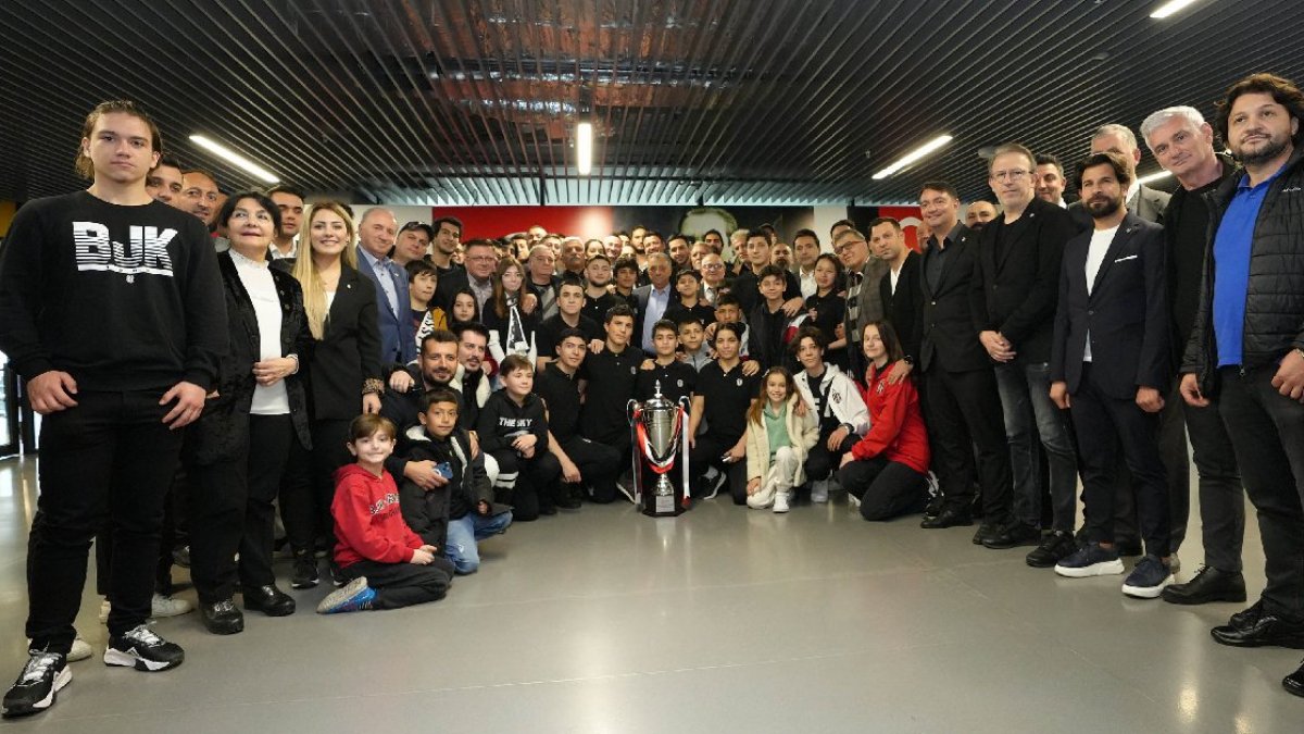 Beşiktaş Kulübü'nde bayramlaşma töreni yapıldı - Sözcü