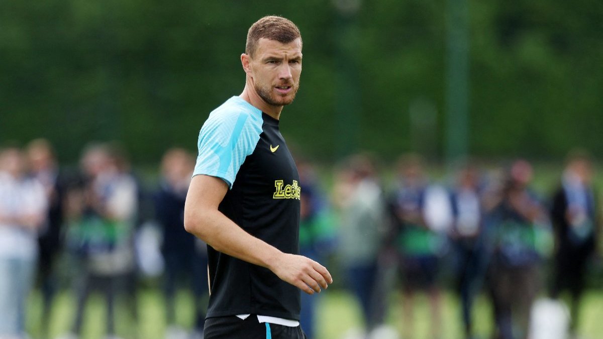 Fenerbahçe'nin, Edin Dzeko teklifi ortaya çıktı - Sözcü