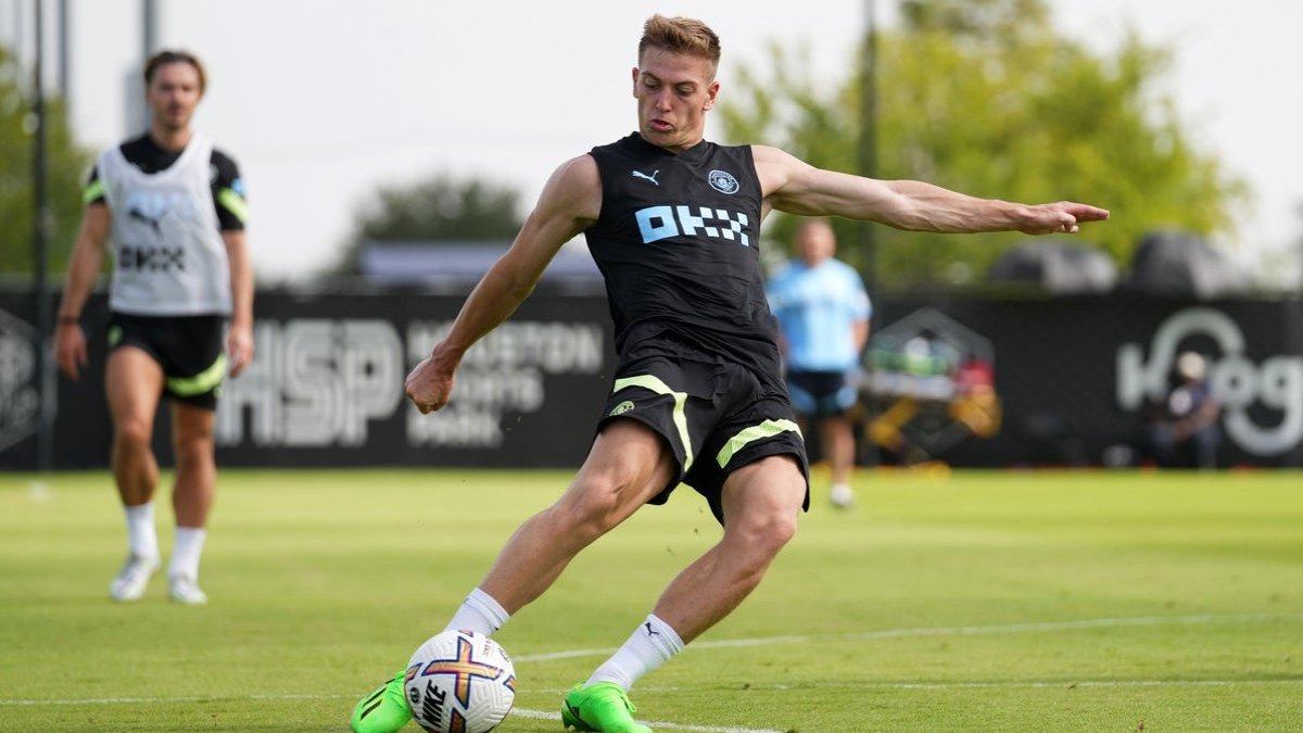 Hull City, Manchester City'den forvet Liam Delap'ı kiraladı - Sözcü