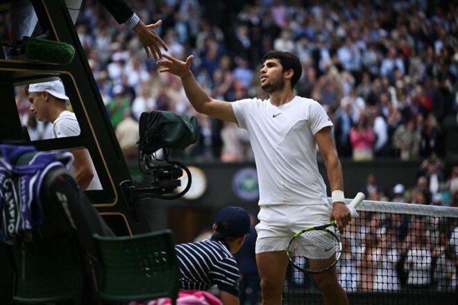 Wimbledon'da Carlos Alcaraz ve Daniil Medvedev yarı finale kaldı - Sözcü