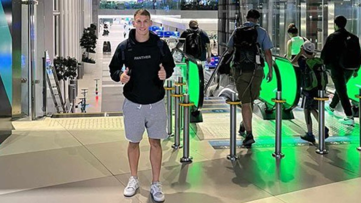 Trabzonspor'un yeni 10 numarası Tonio Teklic İstanbul'da - Sözcü