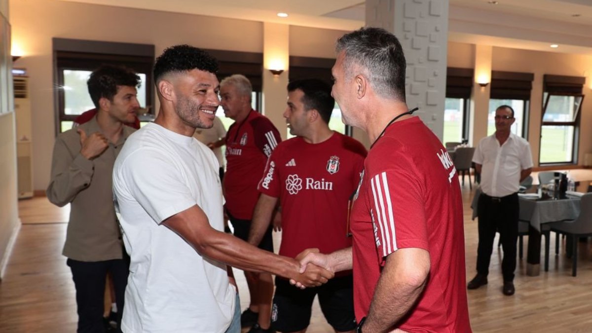 Beşiktaş'ın yeni transferi Alexander Oxlade-Chamberlain: "Şampiyonluk yaşamak istiyorum" - Sözcü