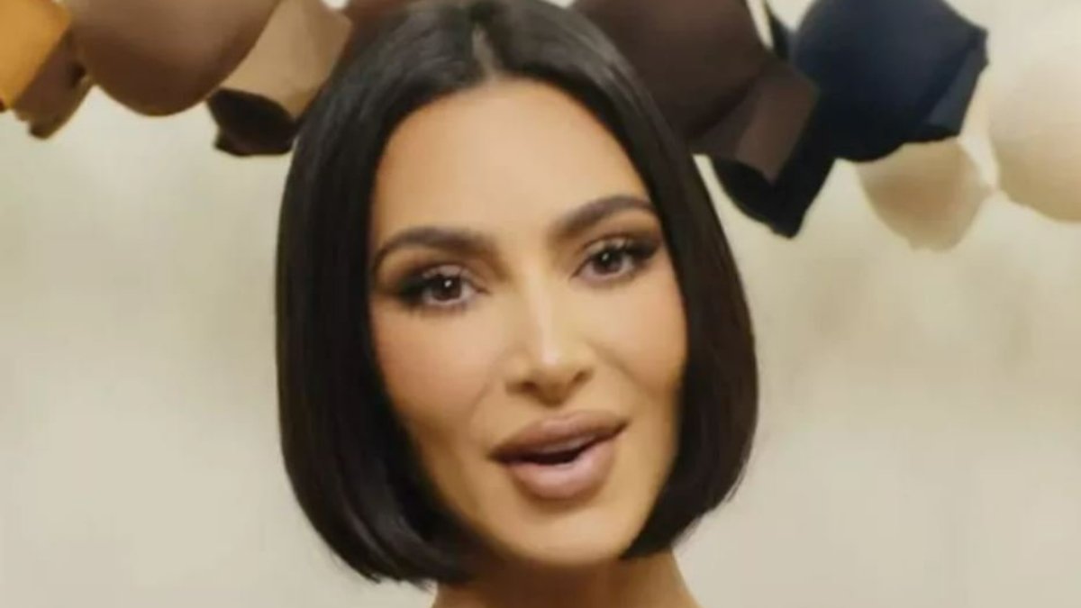 Kim Kardashian'ın yeni saçları gündeme oturdu - Sözcü