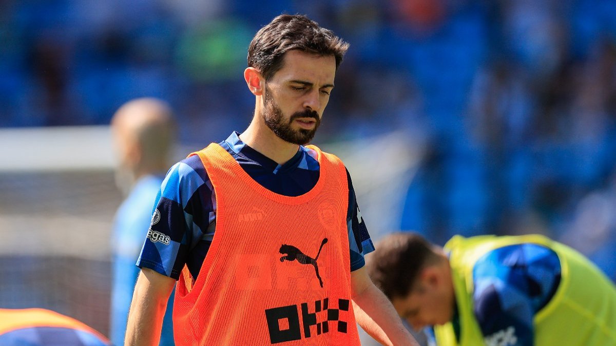 Manchester City Bernardo Silvanın Sözleşmesini 2026ya Kadar Uzattı