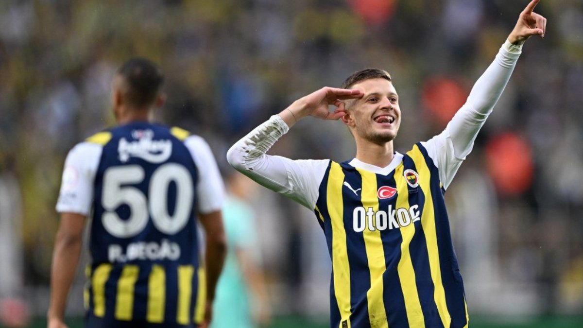 Fenerbahçe'de Szymanski, Alex'i yakaladı! - Sözcü