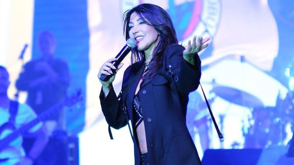 Hande Yener: Başka takımın maçına gitmem - Sözcü